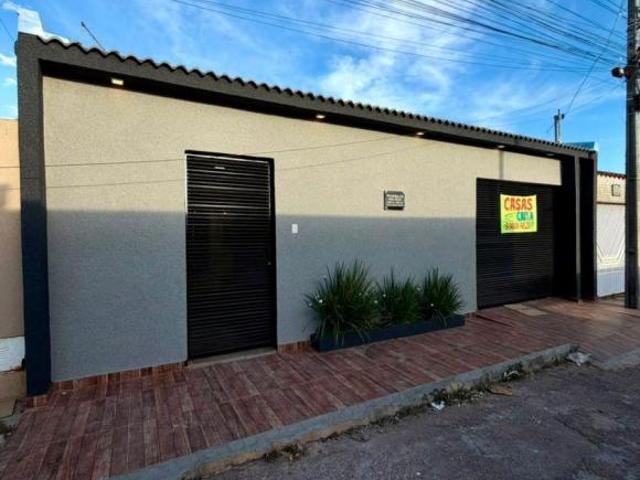 OTIMA CASA SOZINHA NO LOTE MANSOES CAMARGO COM PISCINA