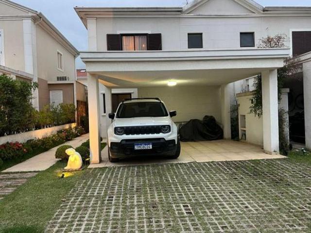 Ótima casa Tamboré IV