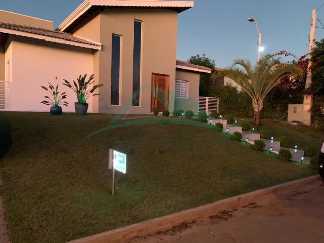 Ótima Casa Térrea a Venda em Condomínio Fechado de Itupeva
