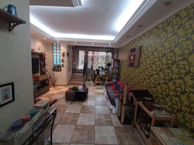 ÓTIMA CASA TÉRREA ASSOBRADADA