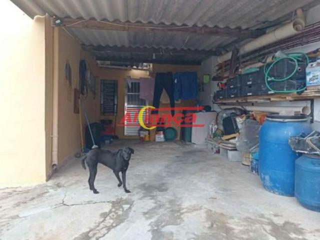 ótima casa térrea, com 4 cômodos e 1 banheiro, 154 m2 ter. ótimo local !