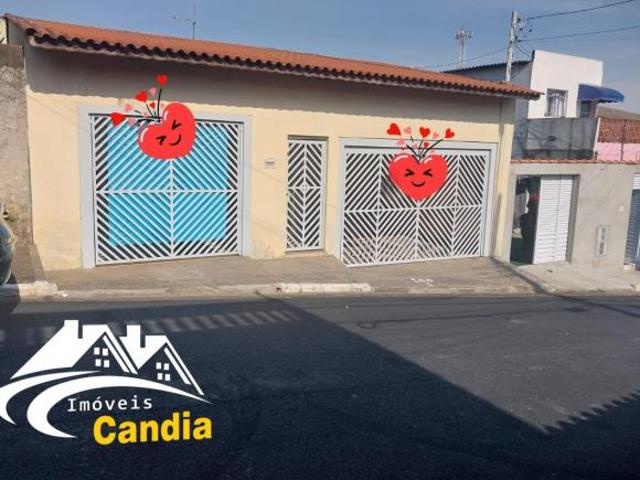 ÓTIMA CASA TÉRREA COM 4 DORM NO PARQUE BOTURUSSU