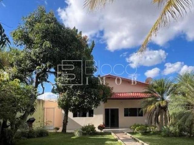 OTIMA CASA TÉRREA CONDOMINIO FECHADO, CHACARA 80 CONJUNTO 4 ARNIQUEIRAS