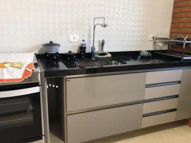 Ótima Casa Térrea c/Mesanino c/315 m².c/ 3 dorms,2 sts,+escritório.lavabo e sala de tv. Oportunidade