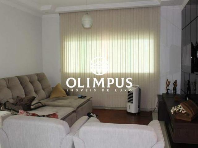 Ótima casa térrea em condomínio com 210m² disponível para venda Uberlândia/MG