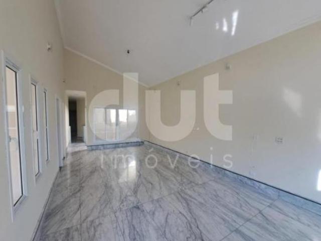 Ótima casa térrea para venda em Valinhos