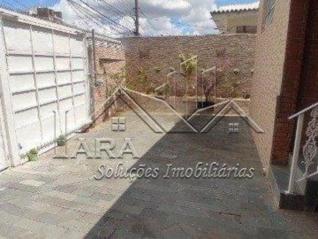 ÓTIMA CASA TÉRREA PARA VENDA VILA RÉ