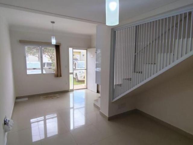 Ótima Casa tipo sobrado, à venda, localizada no Condomínio Verdana, em Jundiaí SP, no bairro do M