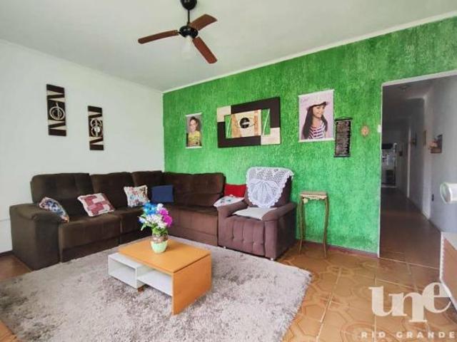 ótima casa toda em lage