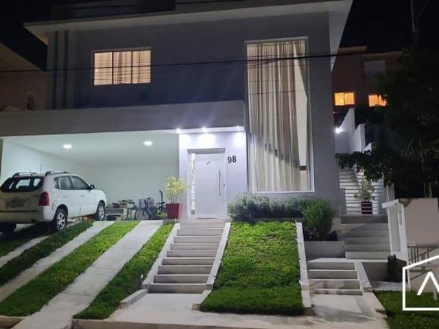 Ótima casa Valville I
