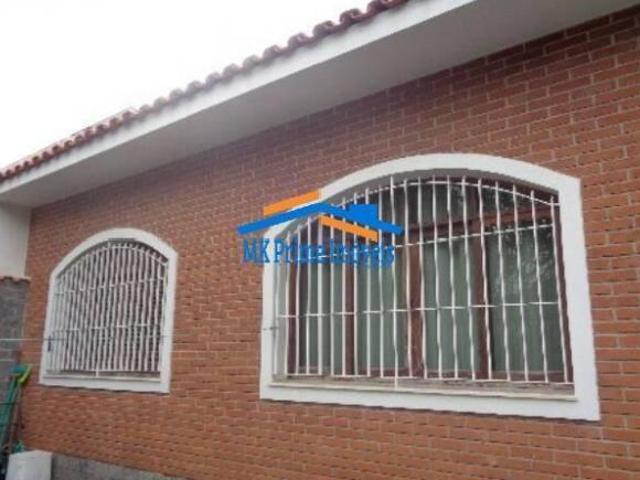 Ótima Casa 2 dorm grandes + Edícula A.T. 250 mts 6 vagas Bela vista