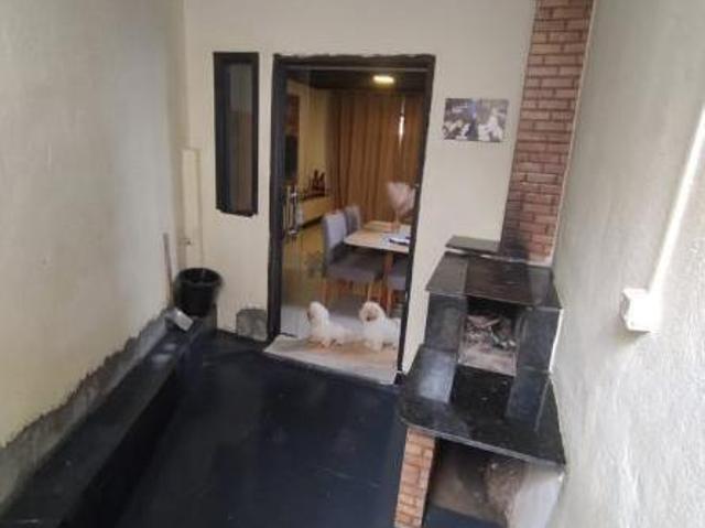 OTIMA CASA 3 QUARTOS EM FUNDO DE LOTE NO BOM RETIRO EM BETIM