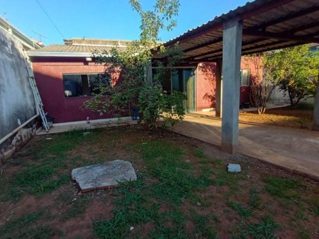 Ótima Casa 3qts Condomínio Fechado bem localizada! Vicente Pires Rua 4B! Próximo a EPTG e Feira!