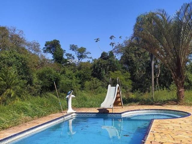 ÓTIMA CHÁCARA DE 6000MTS2 COM DOCUMENTAÇÃO OK! Aceita financiamento!