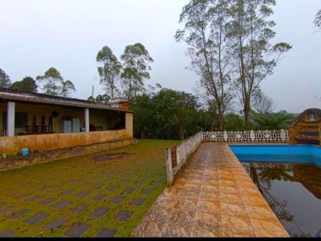 Ótima chácara para moradia ou veraneio medindo 20.000 m² em Juquitiba SP