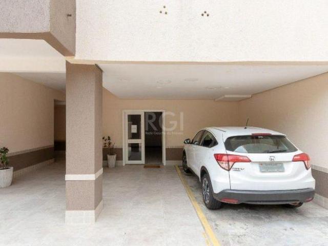 Ótima cobertura no bairro Nonoai, com aproximadamente 135m² de área privativa, 02 dormitórios