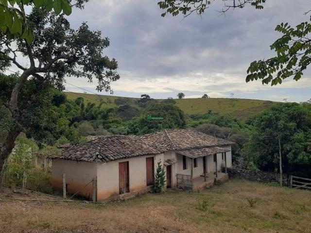 Ótima Fazenda à Venda em São Tiago MG