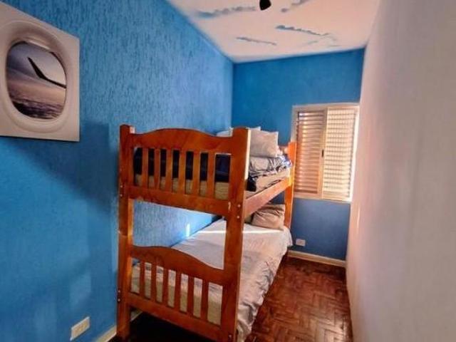 Ótima kitnete de 2 dormitórios na Tupi!