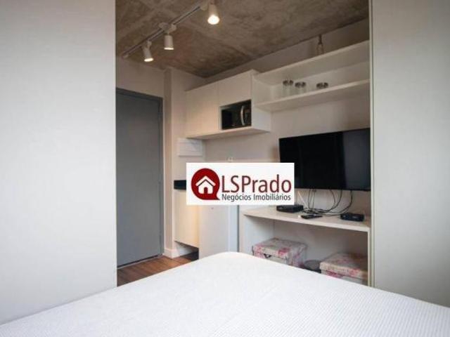 Ótima localização, apartamento estúdio mobiliado, com terraço fechado com vidro!