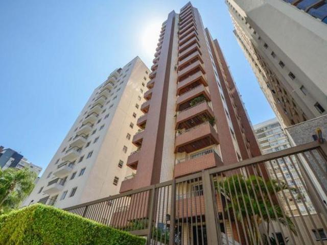 ÓTIMA LOCALIZAÇÃO Apartamento 3 quartos 1 s 2 vagas Bigorrilho