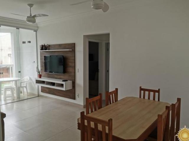 Ótima localização apto com 02 suítes, mobiliado com área de lazer, com 2 vagas cobertas !