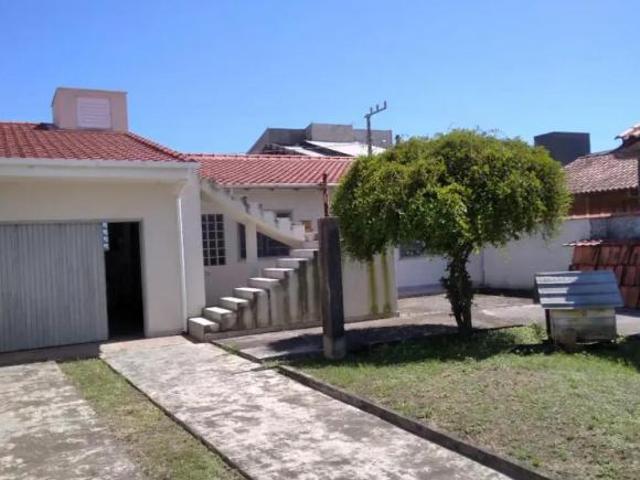 Ótima localização – Casa com 3 dormitórios
