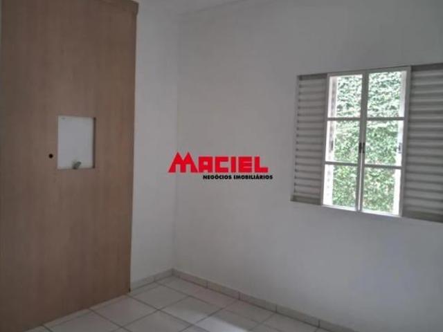 otima localização em condominio e facil acesso