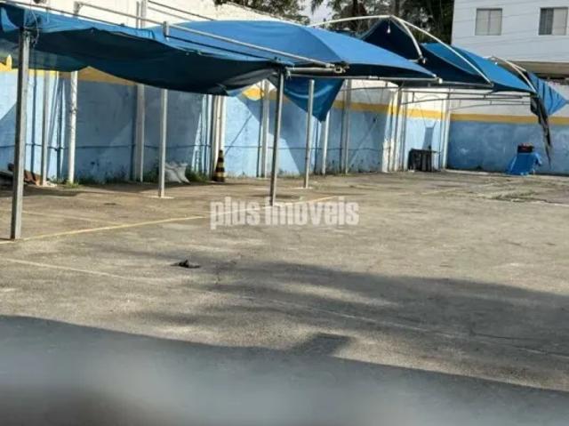 Otima localização, ideal para estacionamento