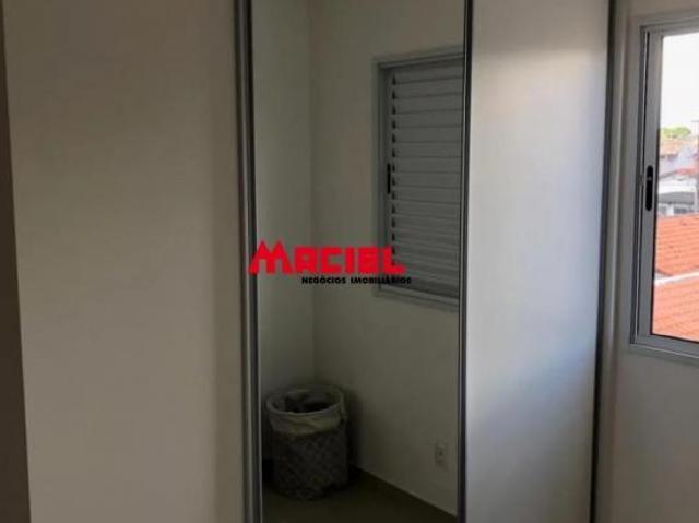 Ótima localização próximo a, supermercados,escolas,linha de onibus