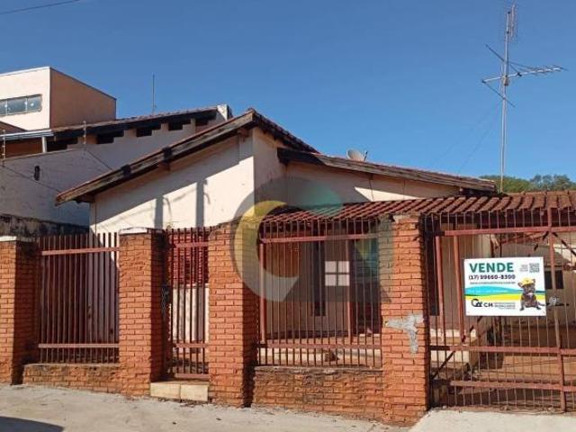 ótima localização