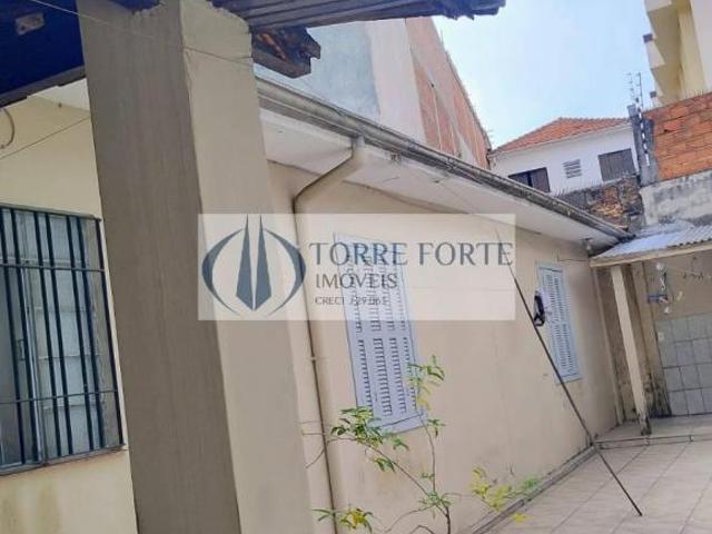 Ótima oportunidade, 3 casas em terreno de 306 m², para renda ou construção