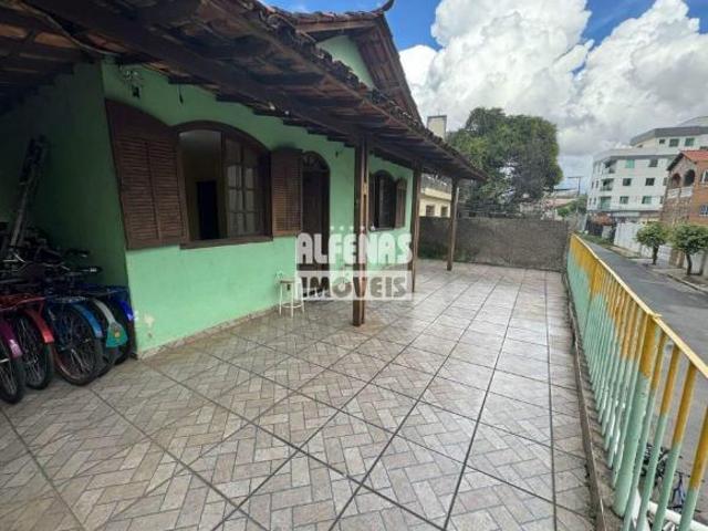 Ótima oportunidade! Casa ampla com loja no bairro Eldorado