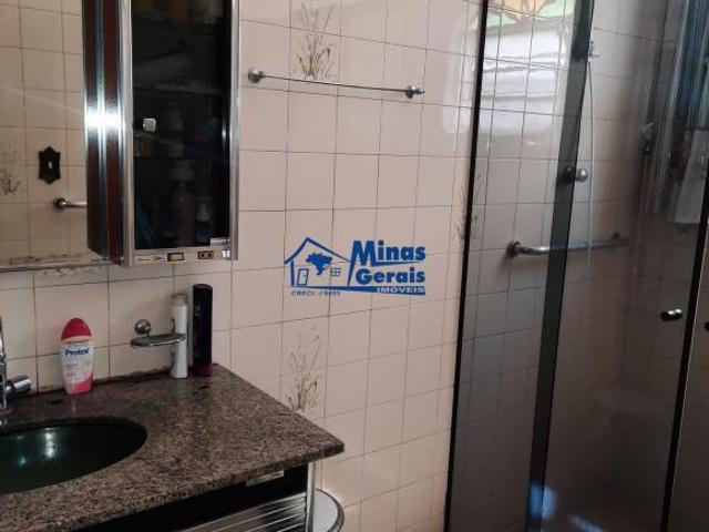 ÓTIMA OPORTUNIDADE ! CASA NO JARDIM ESTORIL, VENDE SE !