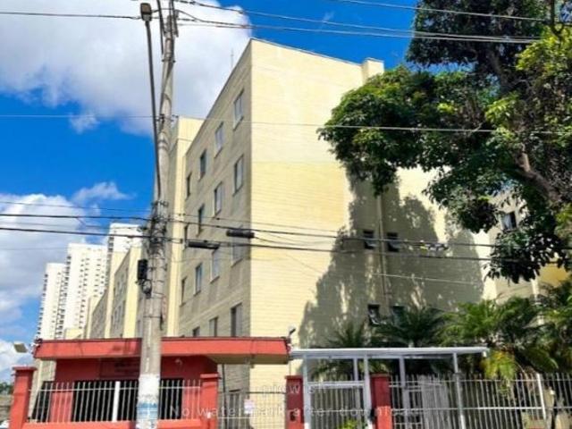 Ótima oportunidade em Apartamento amplo de 2 dormitórios com 58m² e 1 vaga próximo do Trimais