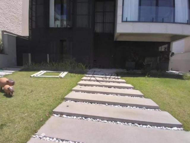 OTIMA OPORTUNIDADE NO BAIRRO ALPHAVILLE