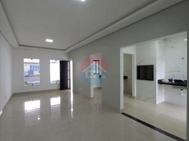 Ótima Residência