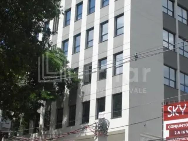 Ótima sala comercial no centro de SJCampos!