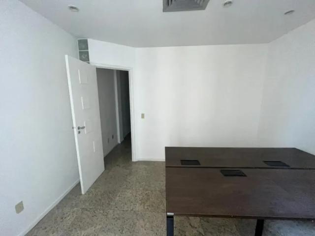 Ótima sala 52 m2 edificio amadeus mozart amarelinho