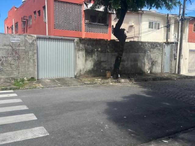 Ótimo 02 Quartos + Dependência, 01 Vaga, Av. Mario Melo, Santo Amaro, Aceito Financio, Ac Carro