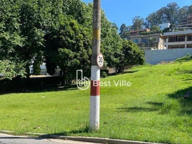 Ótimo terreno à venda 1.717M² em Residencial TAMBORÉ 1
