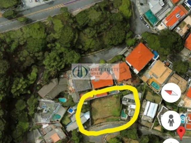 Ótimo terreno com 560 m² no Alto de Pinheiros, pronto para construir