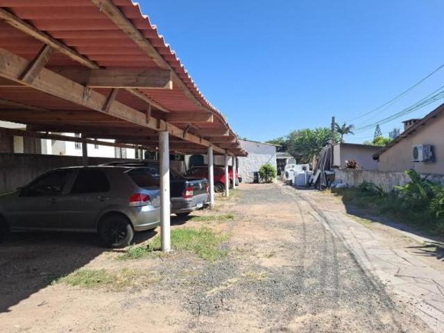 ÓTIMO terreno com 705m² no Bairro Camaquã localização excelente 5 min do Barra Shopping