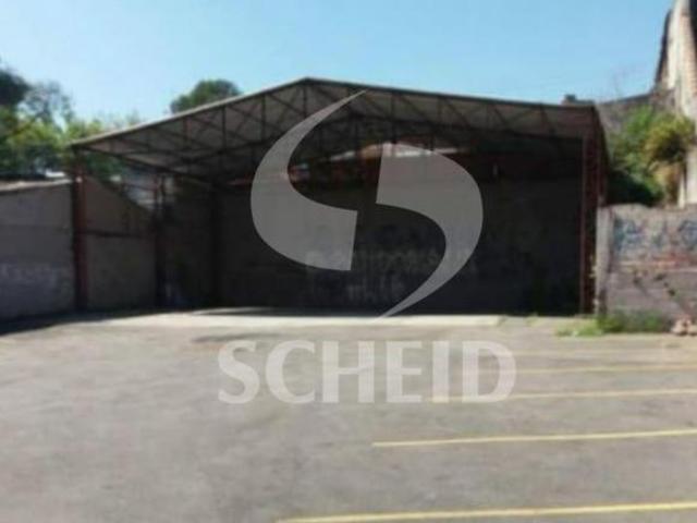 OTIMO TERRENO COMERCIAL COM GRANDE FLUXO DE PESSOAS E CONDUÇAO NA PORTA EM FRENTE AO RAGAZZO