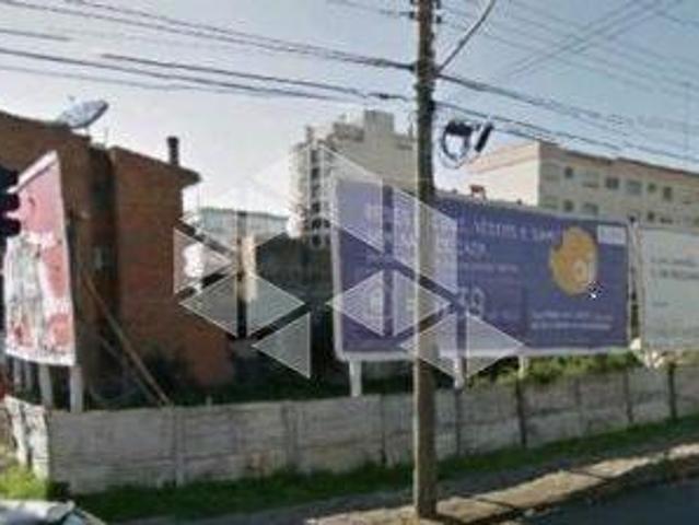 Ótimo terreno de esquina, posição solar norte / oeste em Caxias do Sul no Bairro São Pelegrino