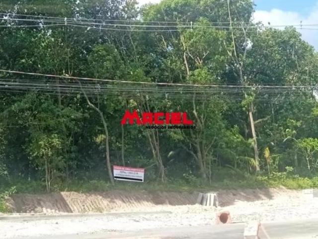 ótimo terreno de 1900 m² localizado em avenida principal do bairro