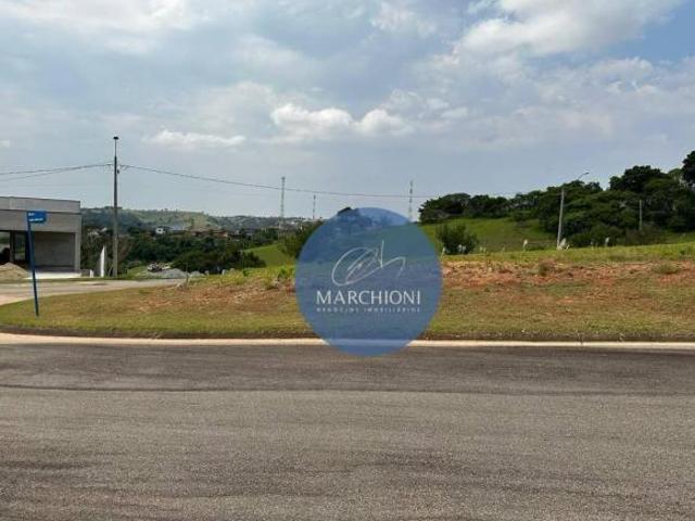 Ótimo terreno em condomínio fechado a venda em Pinhalzinho!