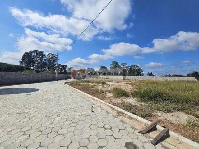 Ótimo terreno em residencial fechado!