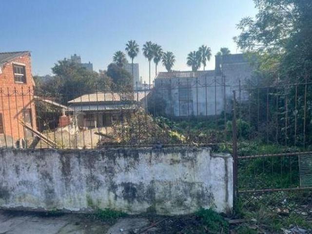 ÓTIMO TERRENO PLANO NA CAVALHADA 360m²