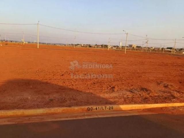 Ótimo Terreno Residencial para Venda com 215,96m² EParque