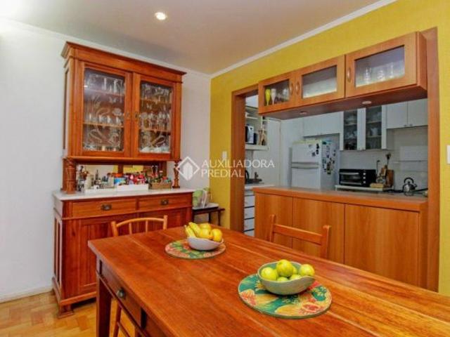 Ótimo Apartamento 3 Dormitórios no Moinhos de Vento